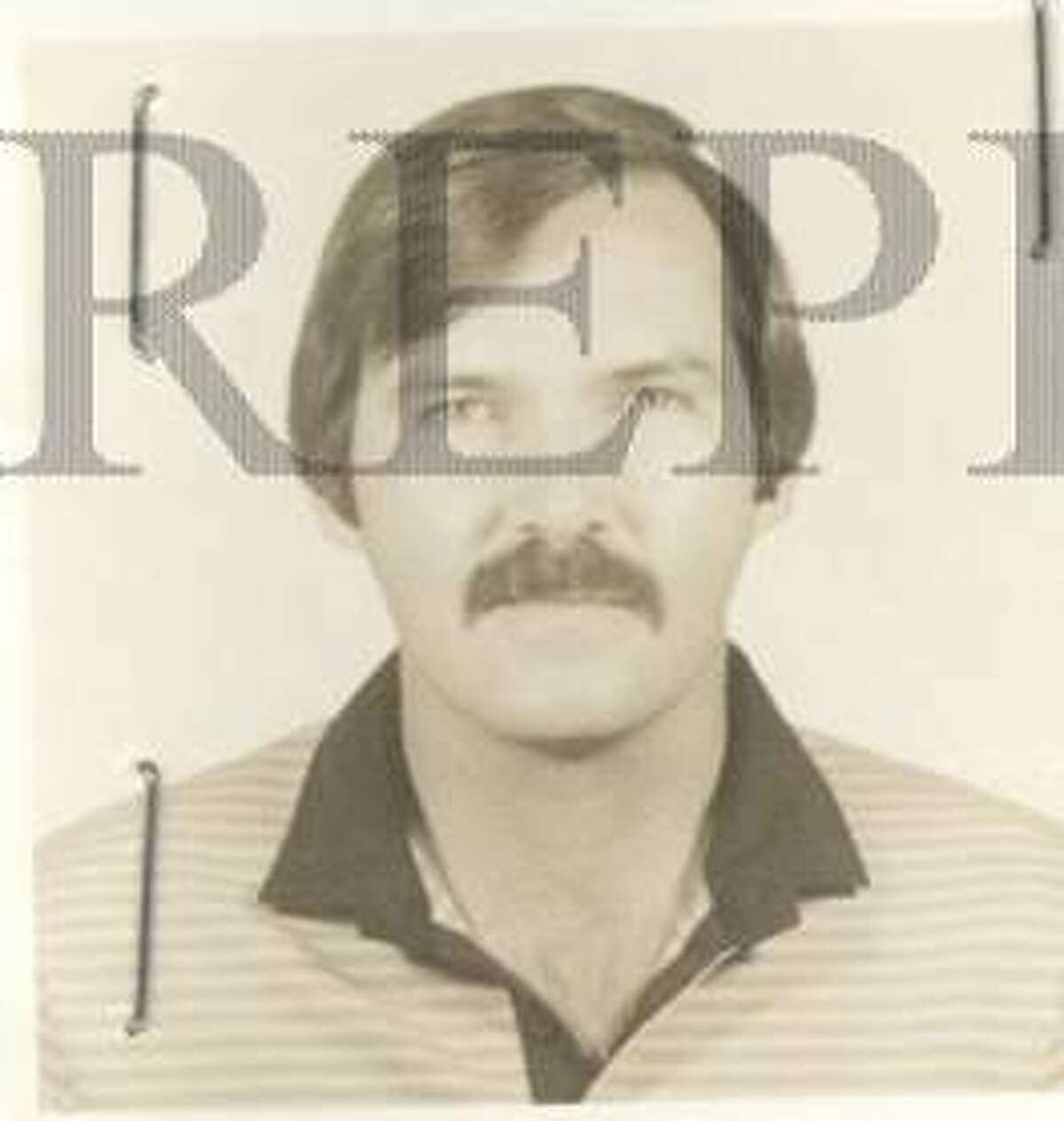 Hundreds contact FBI about pedophile teacher case