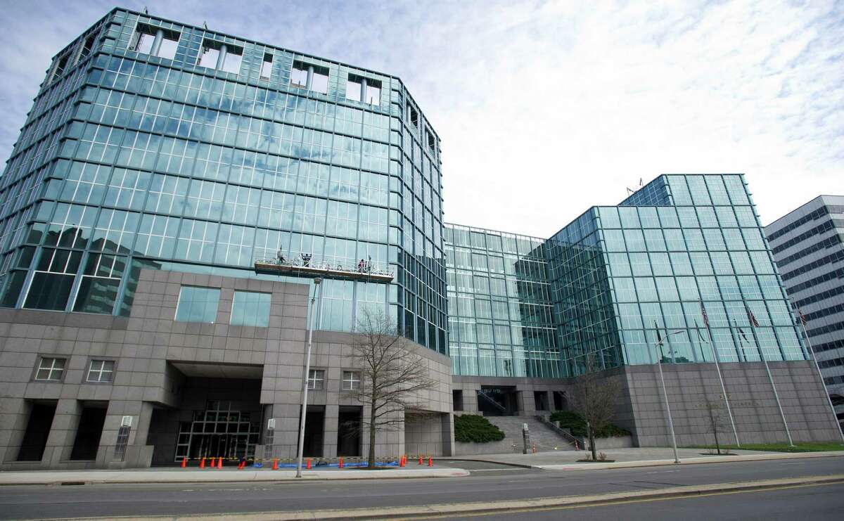 Fairfield County available office space tightens