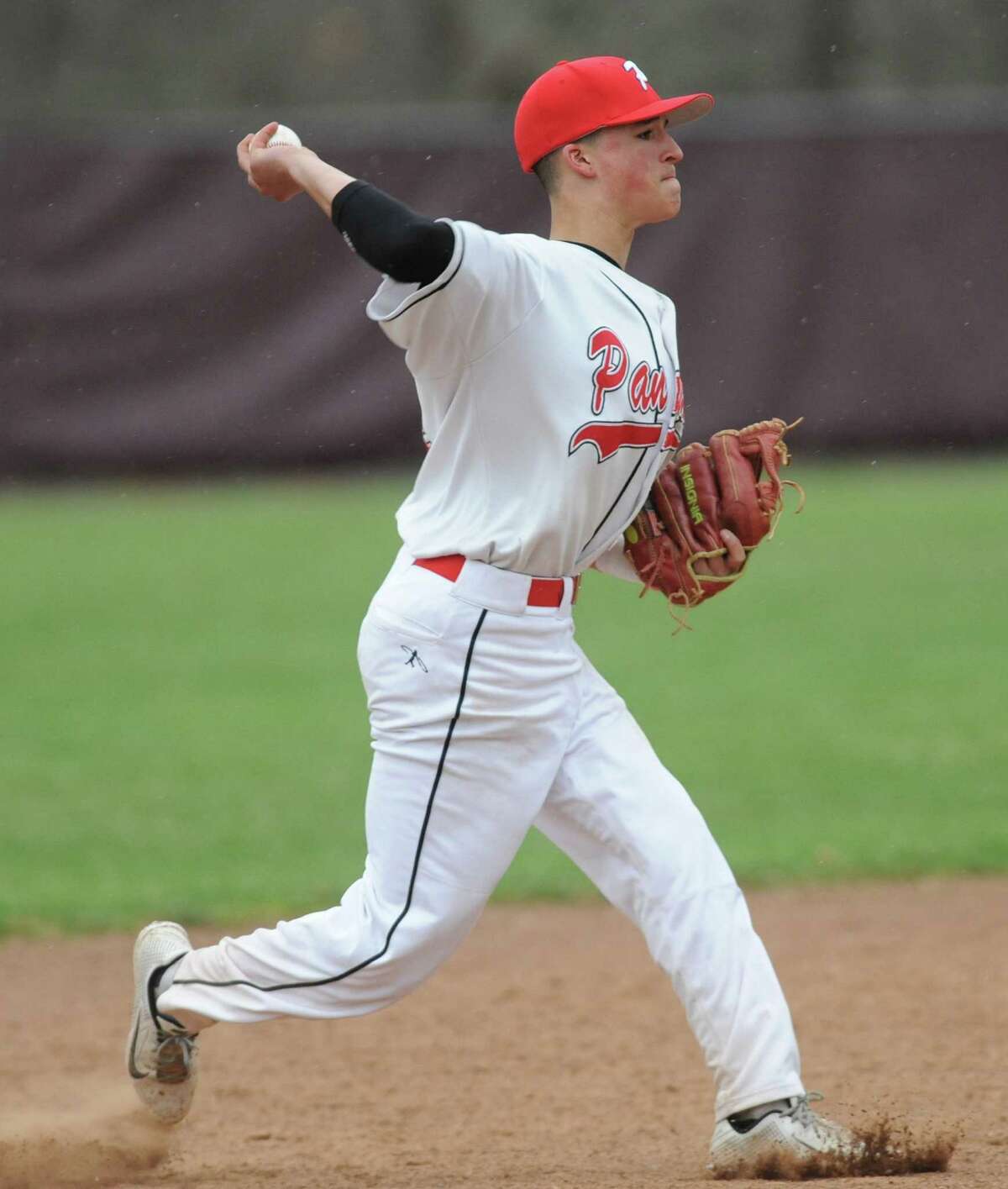 Bunnell combines solid pitching, defense, timely hitting in shutout win