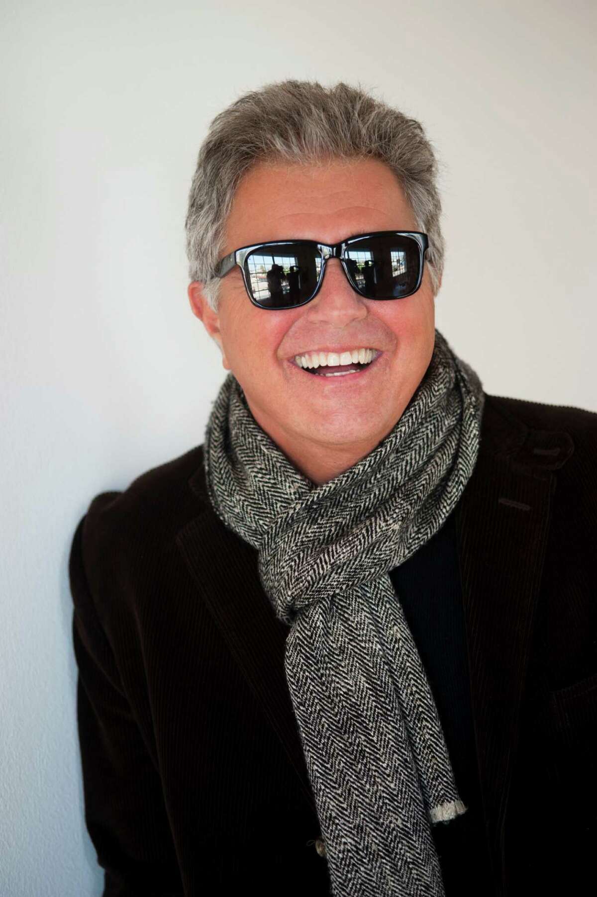 'Father of the Bride' singer Steve Tyrell coming to Fairfield