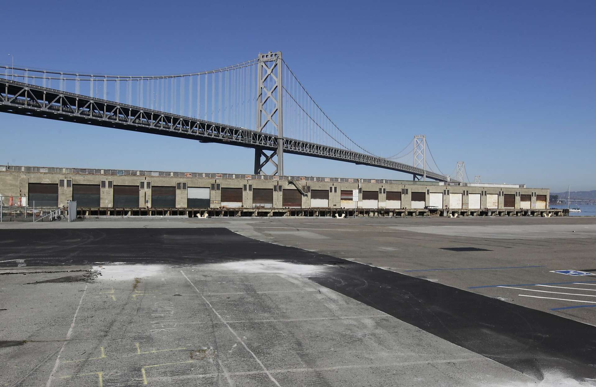 Warriors' new arena plan leaves future of Piers 30-32 hanging