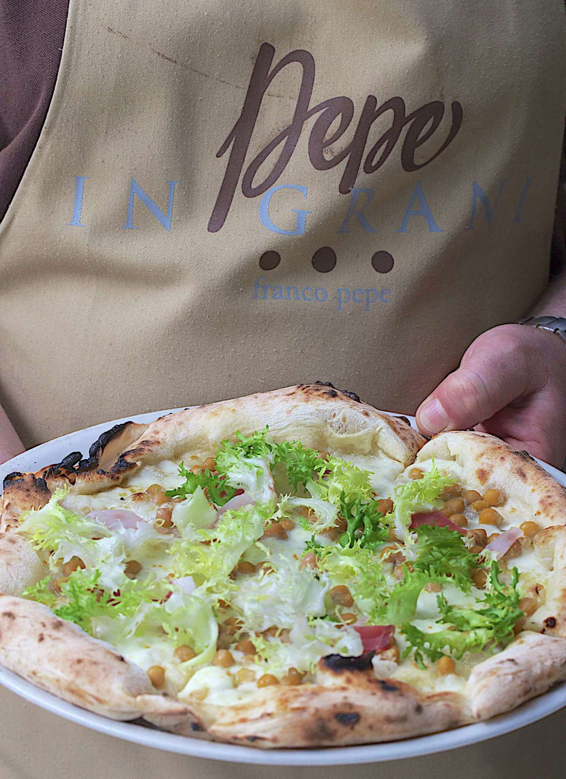 Foodie pilgrimage: 48 hours and 20 pies in and around Naples, the ...