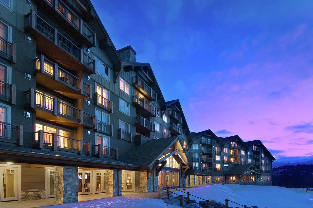 Suncadia resort auctioning off condos