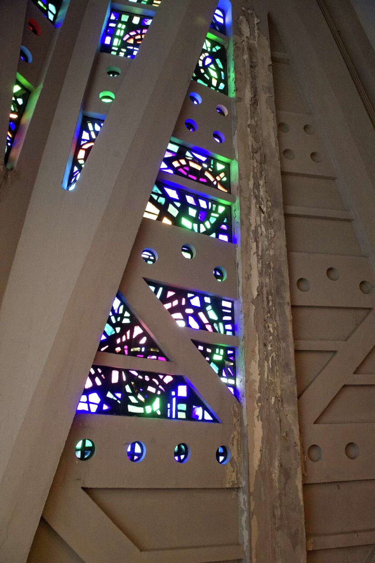 Stamford's 'fish church' to sell off land