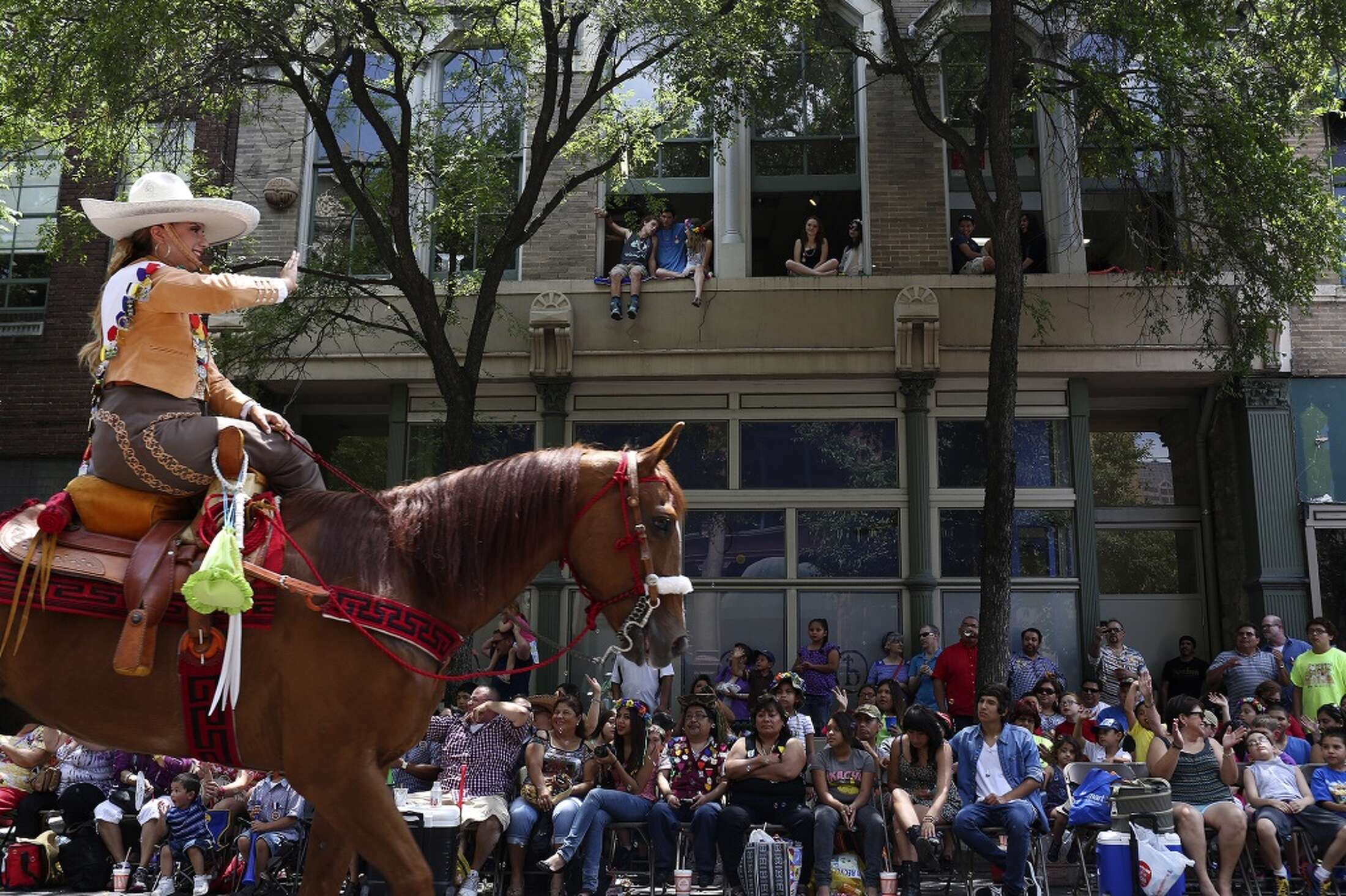 The scoop on poop: the people behind Fiesta's dirtiest job, the Super ...