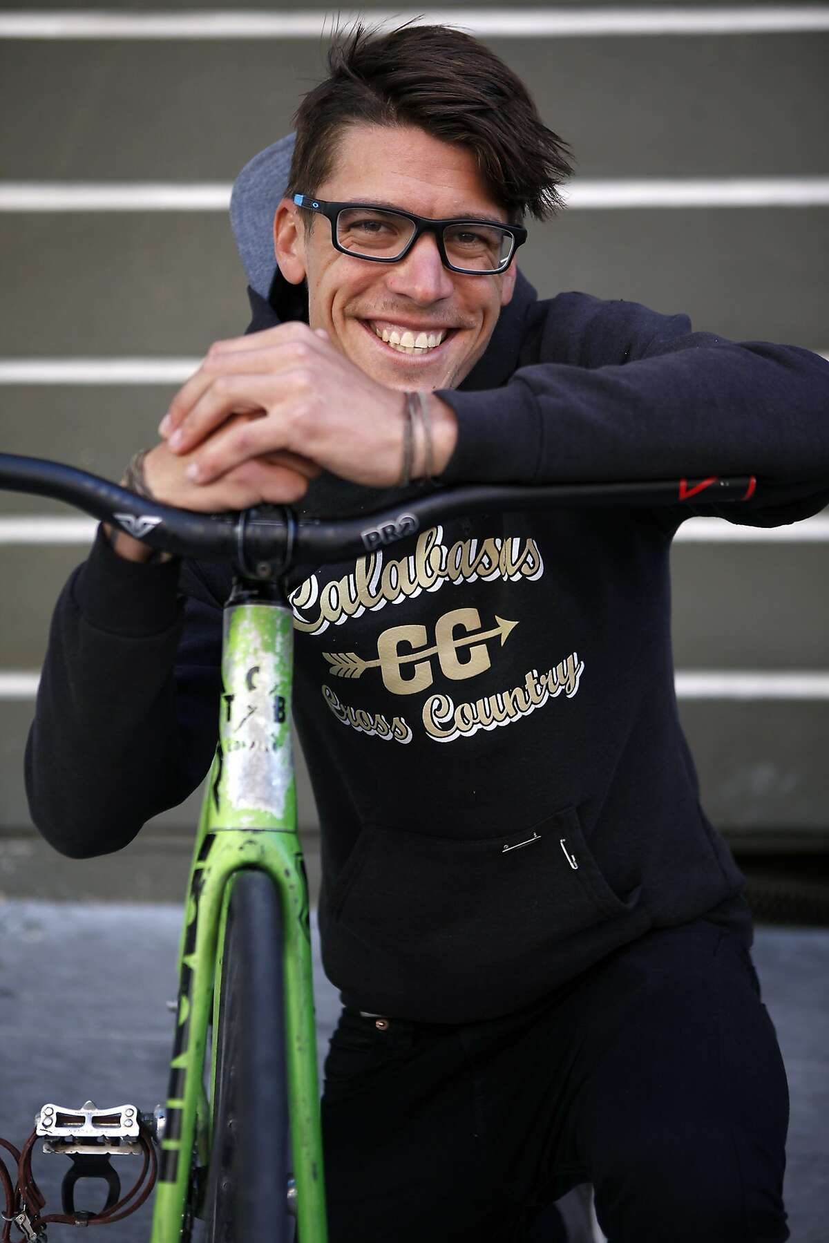 In S.F., bike messengers in demand again