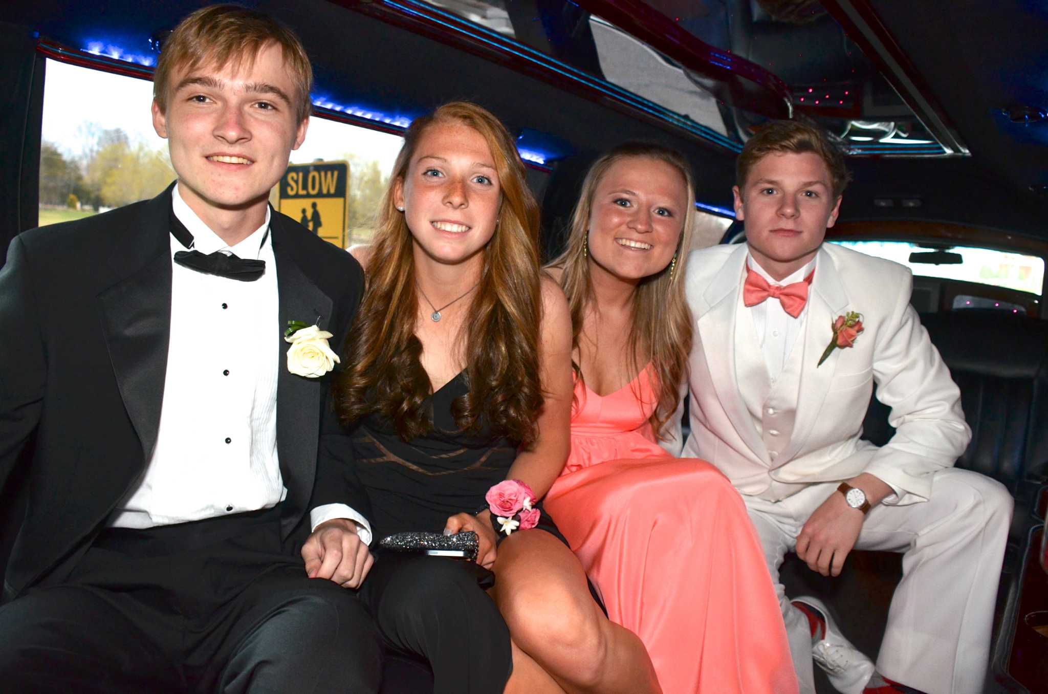 New Canaan juniors celebrate prom