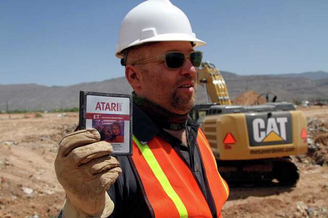 How Atari's 'E.T.' went from a Texas factory to a New Mexico dump