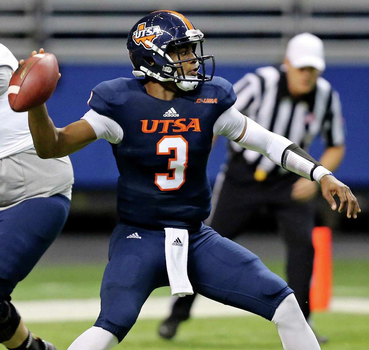 UTSA's defense blooming like spring
