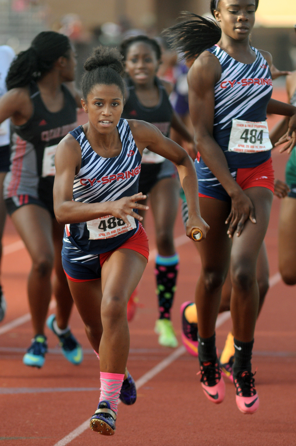 Smith twins cap 'awesome' day with titles at Region III-5A track