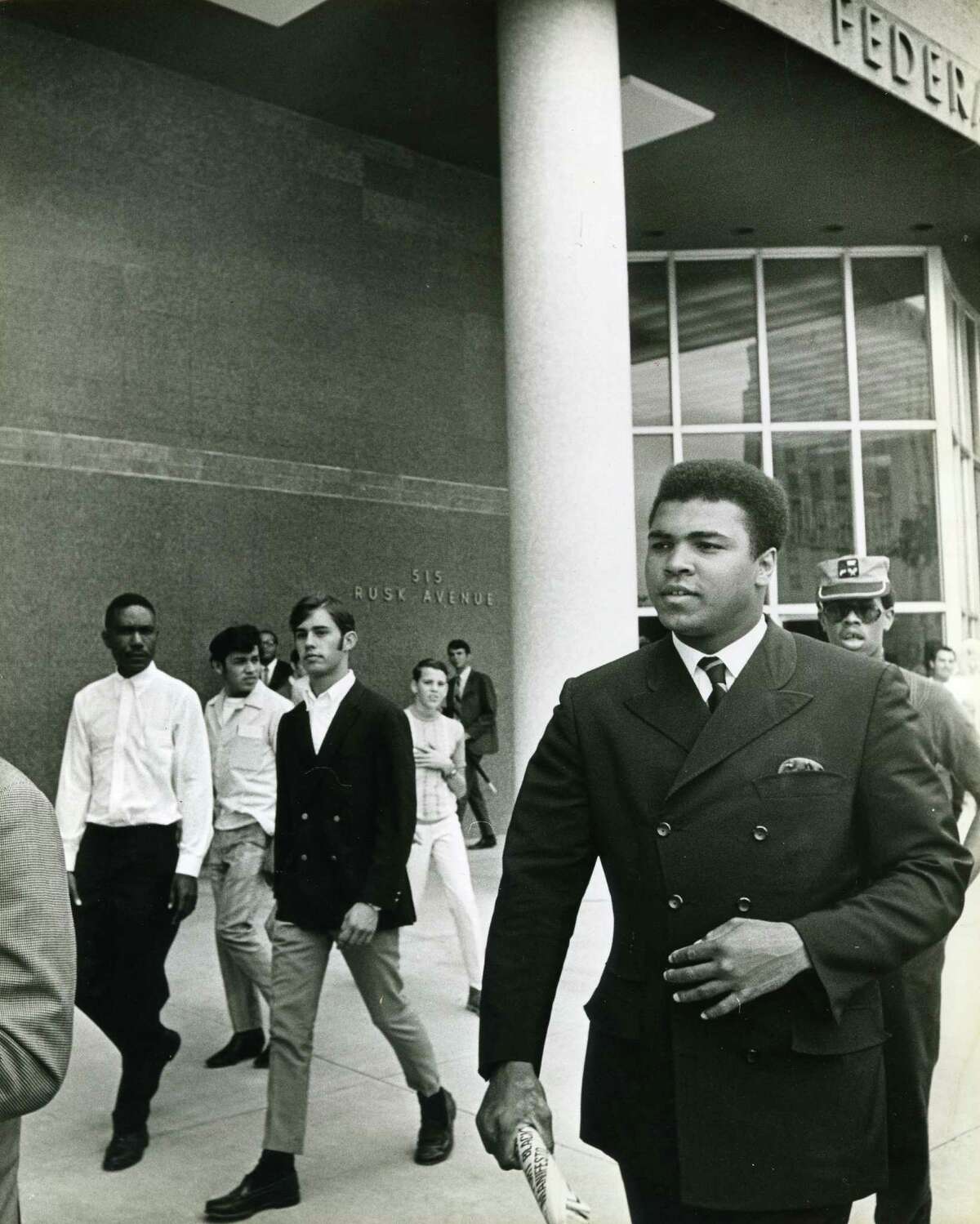 Chronicle editorials reflect change of heart on Ali