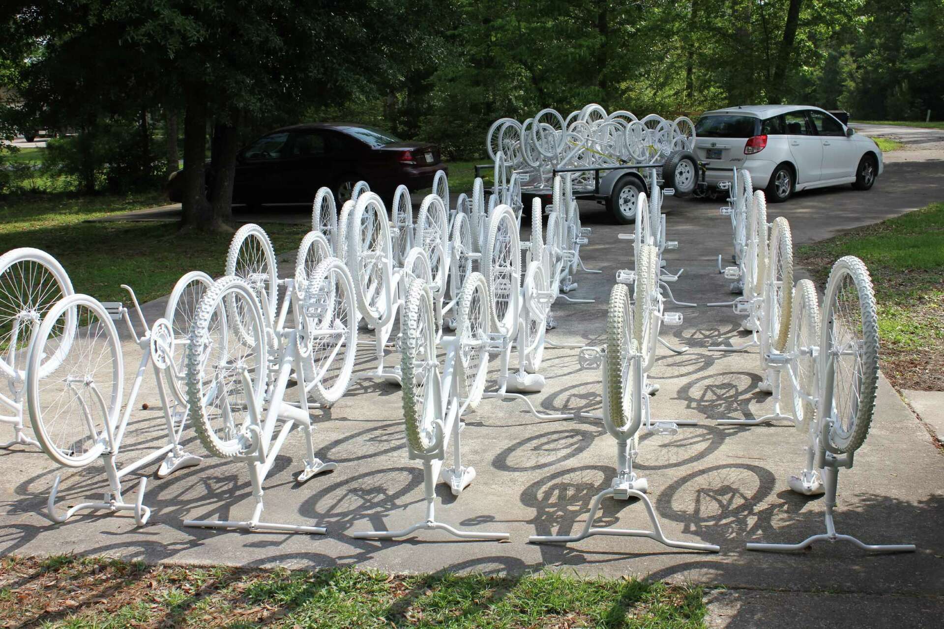Cyclist takes on mission to spread ghost bikes all over Houston