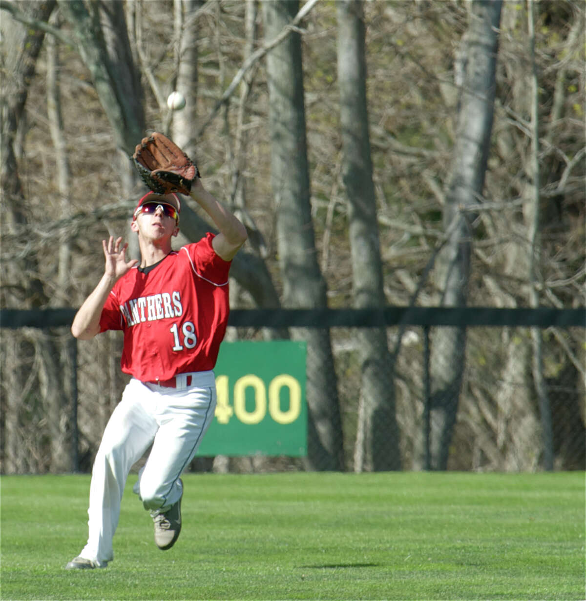 Pomperaug, Newtown split baseball doublheader