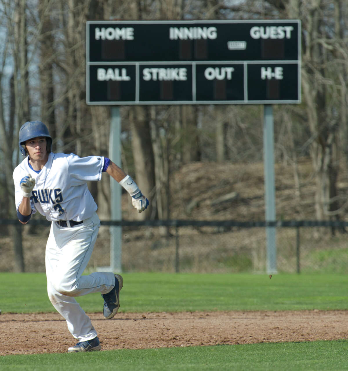 Pomperaug, Newtown split baseball doublheader