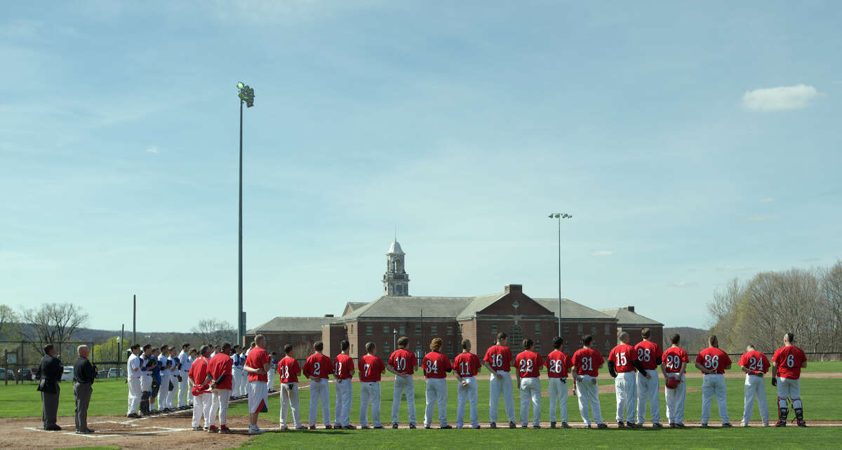 Pomperaug, Newtown split baseball doublheader