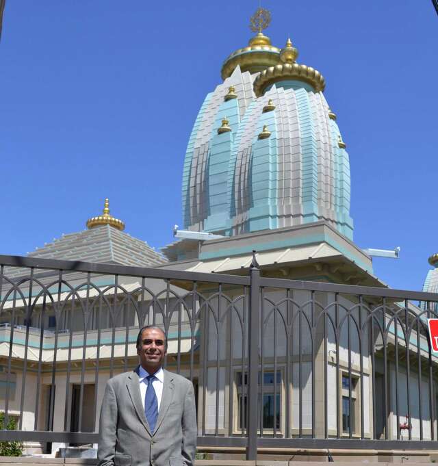 Deed scams mire late philanthropist's plans in legal mess