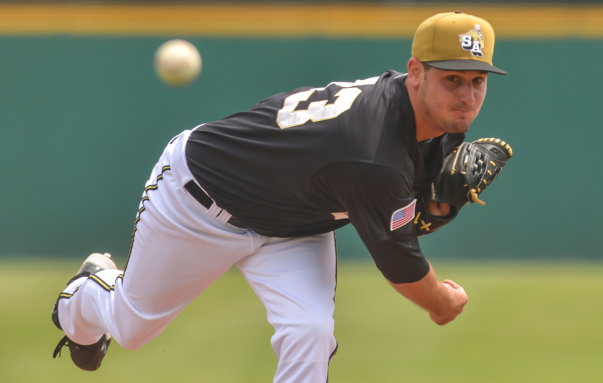 Missions snap hitting slump, four-game skid