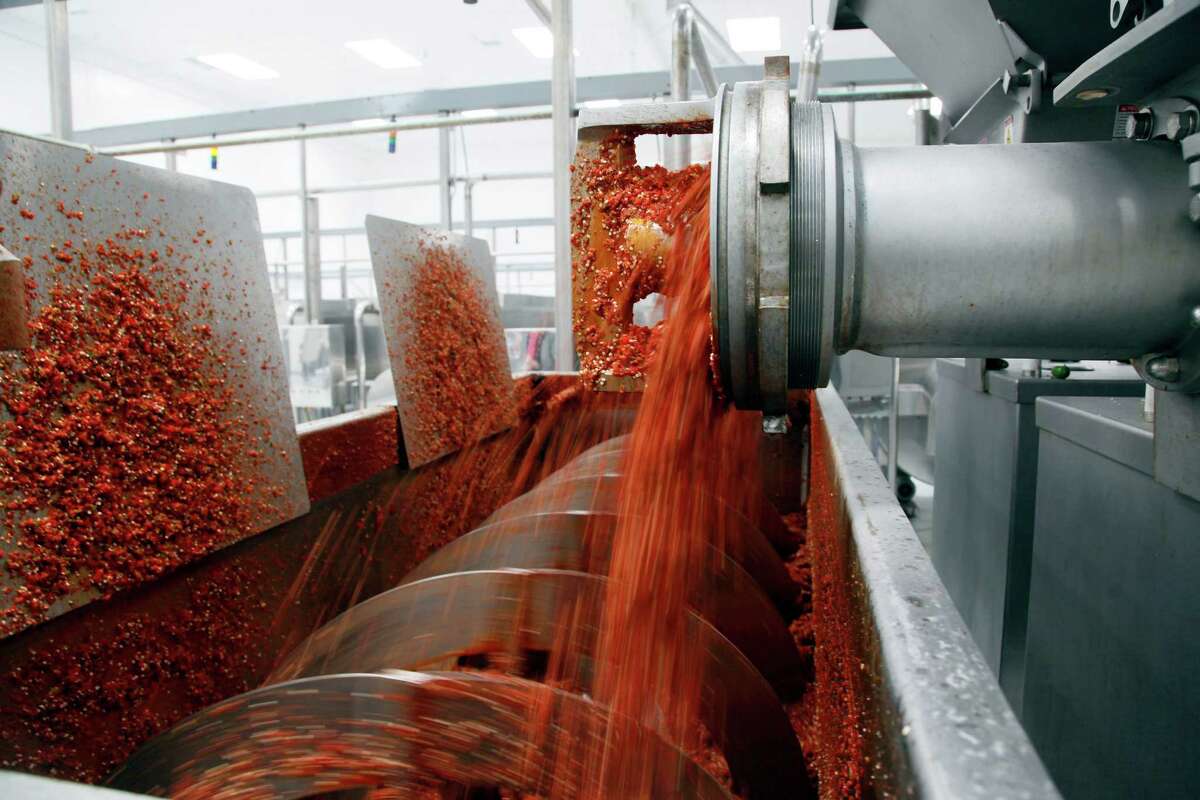 Texas delegation tours Sriracha plant