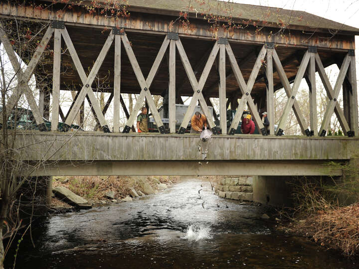 5 covered bridges to visit in Connecticut