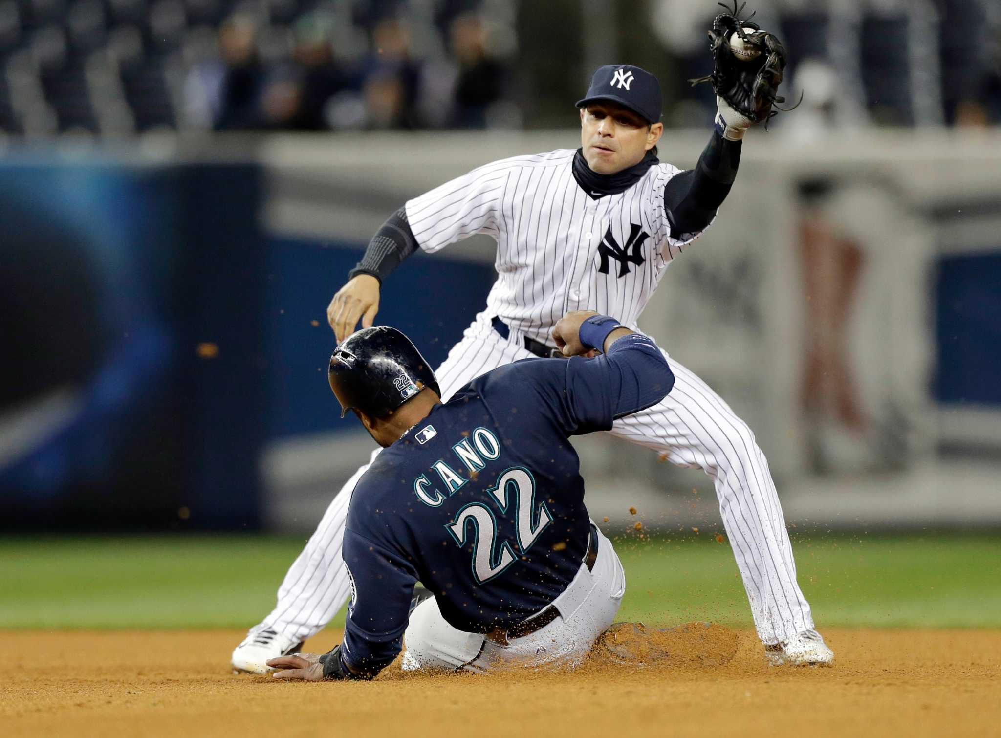 Opening round goes to Cano