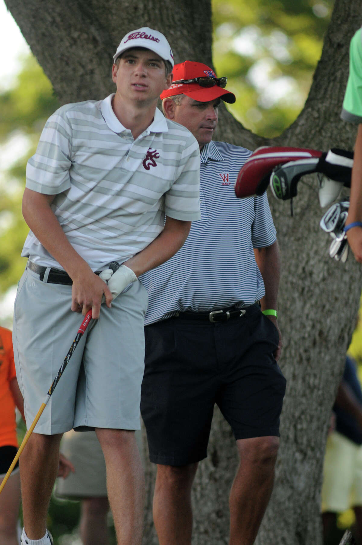 Perras, Deer Park finish strong at 5A state golf tournament