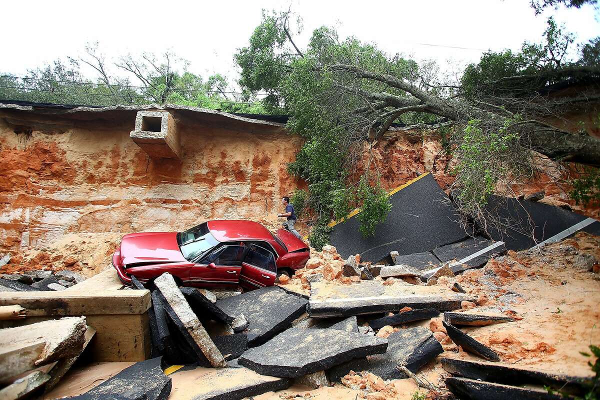 Flooding hits Florida panhandle