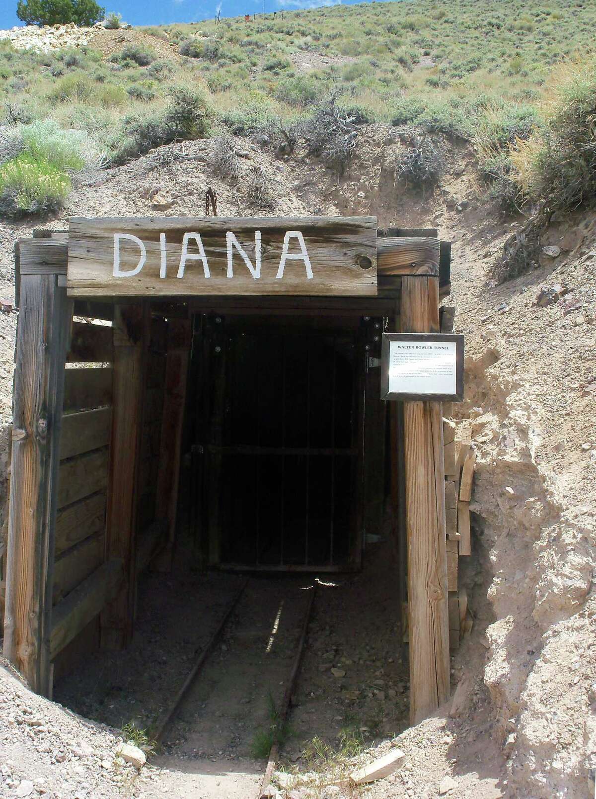 Berlin-Ichthyosaur State Park