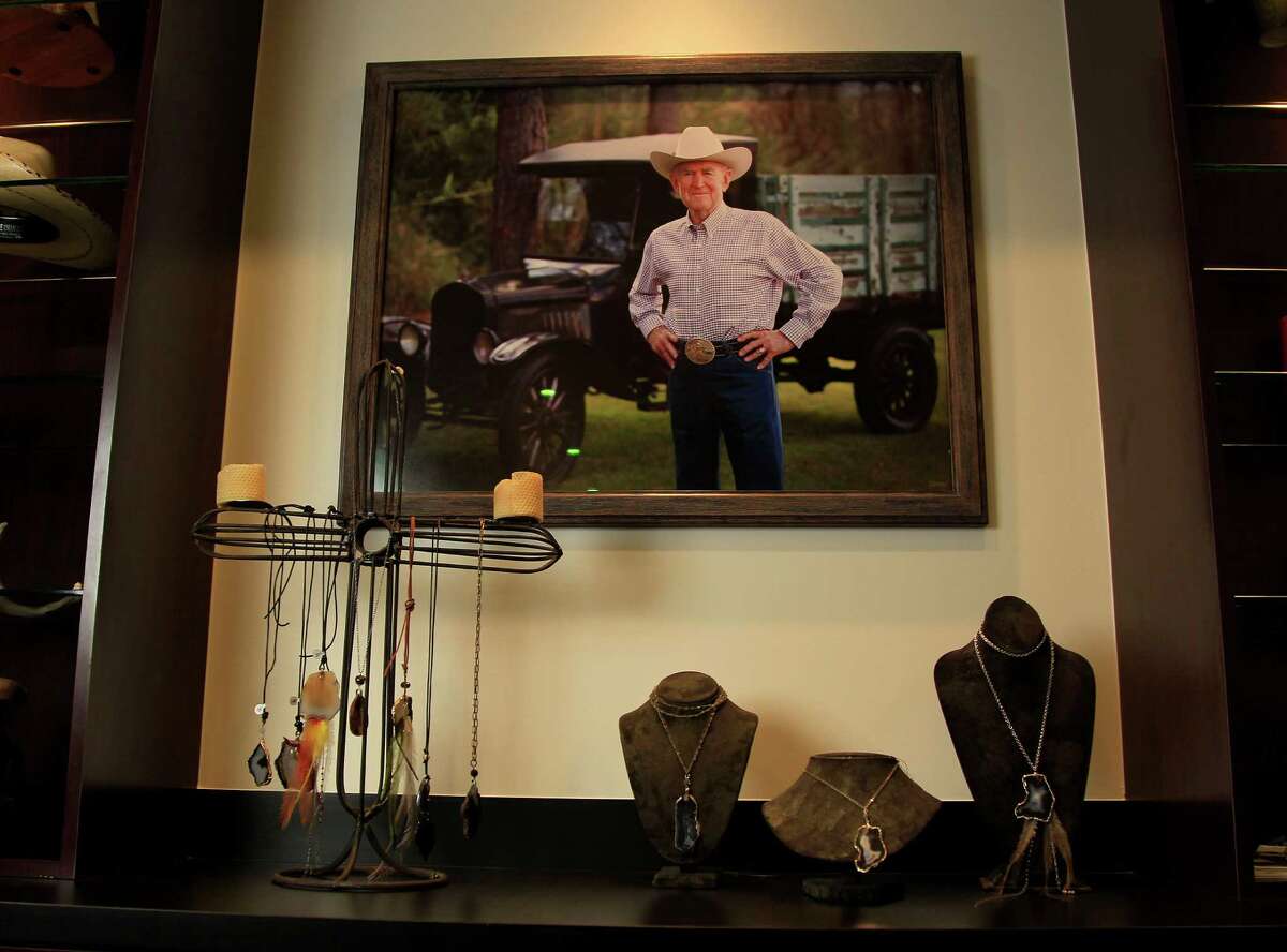 Gift store lets you cowboy up at Ford dealership