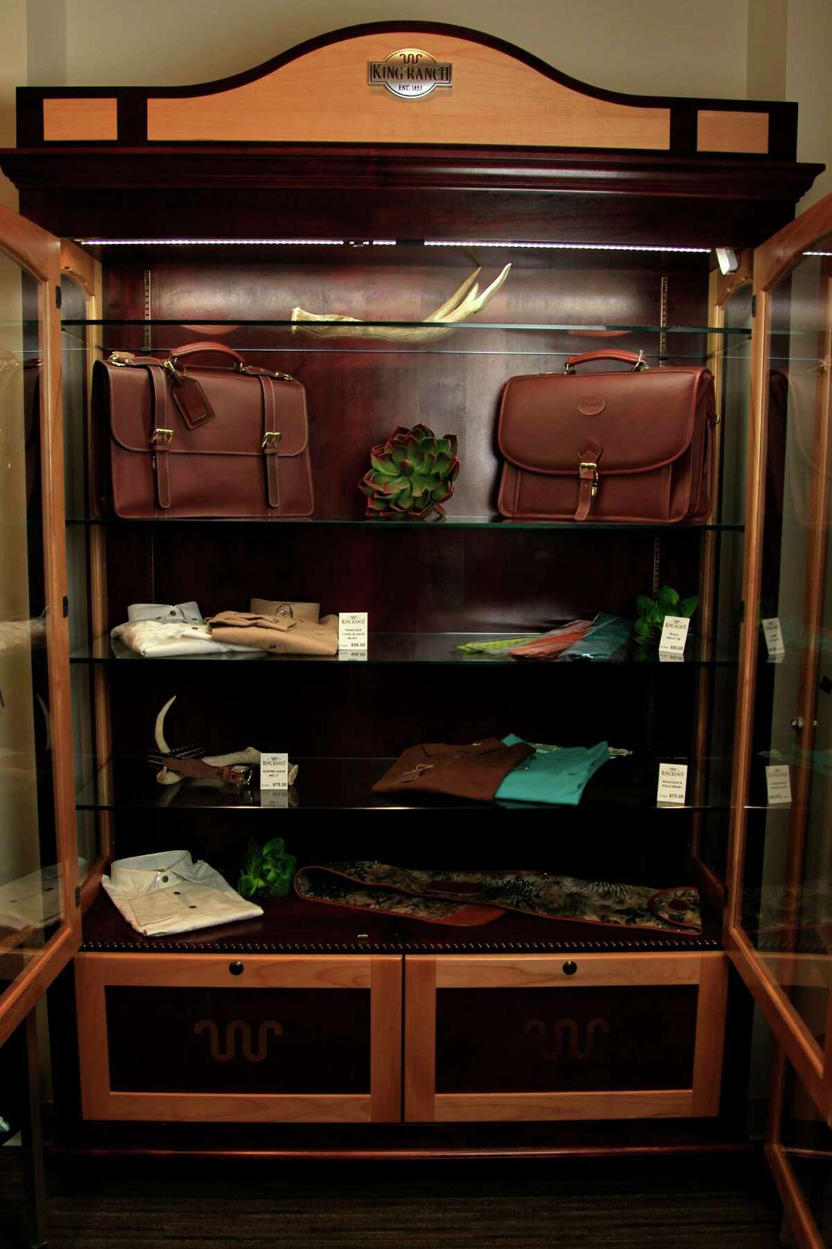 Gift store lets you cowboy up at Ford dealership