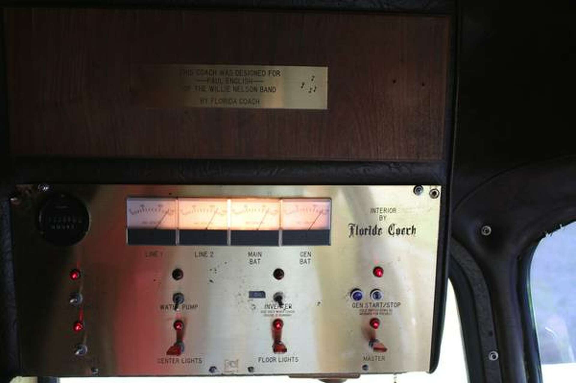 Willie Nelson's tour bus featured on 'Extreme RVs' for Travel Channel