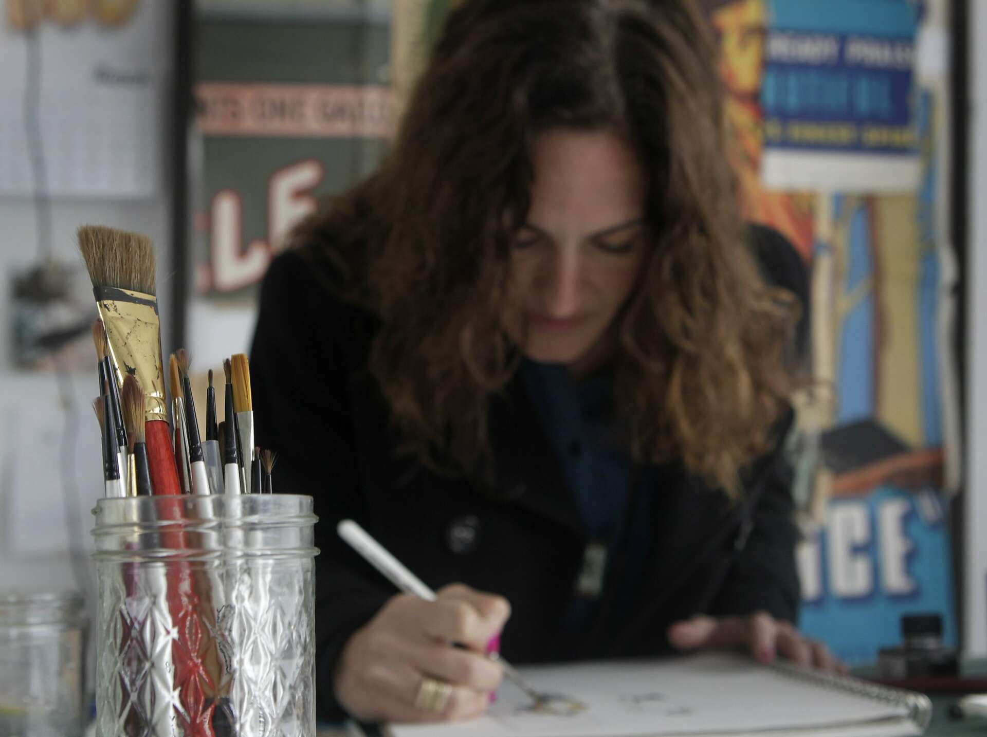 Wendy MacNaughton's sketches draw inspiration from S.F. denizens