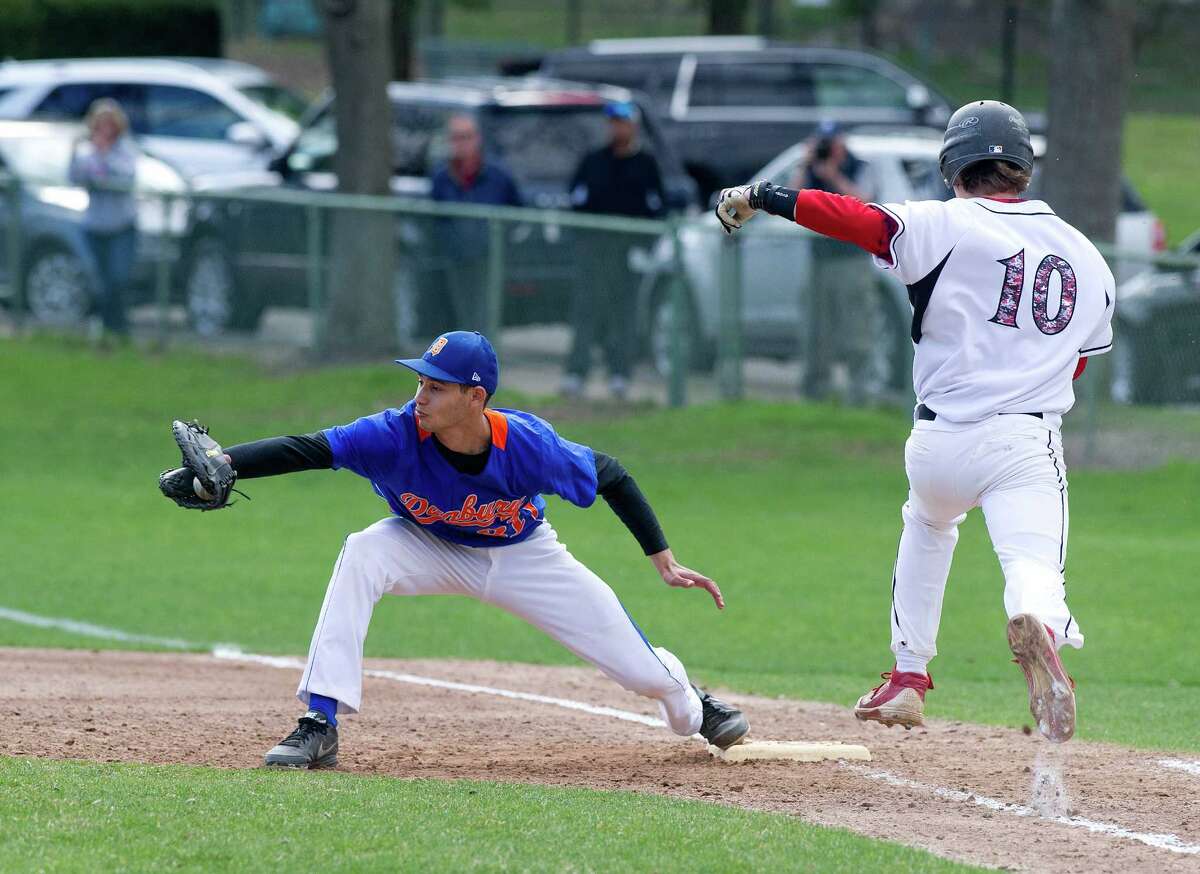 Danbury edges New Canaan