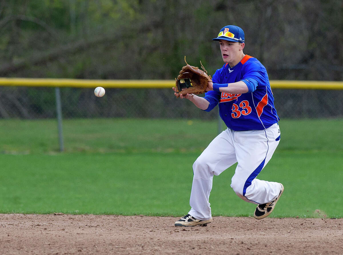 Danbury edges New Canaan