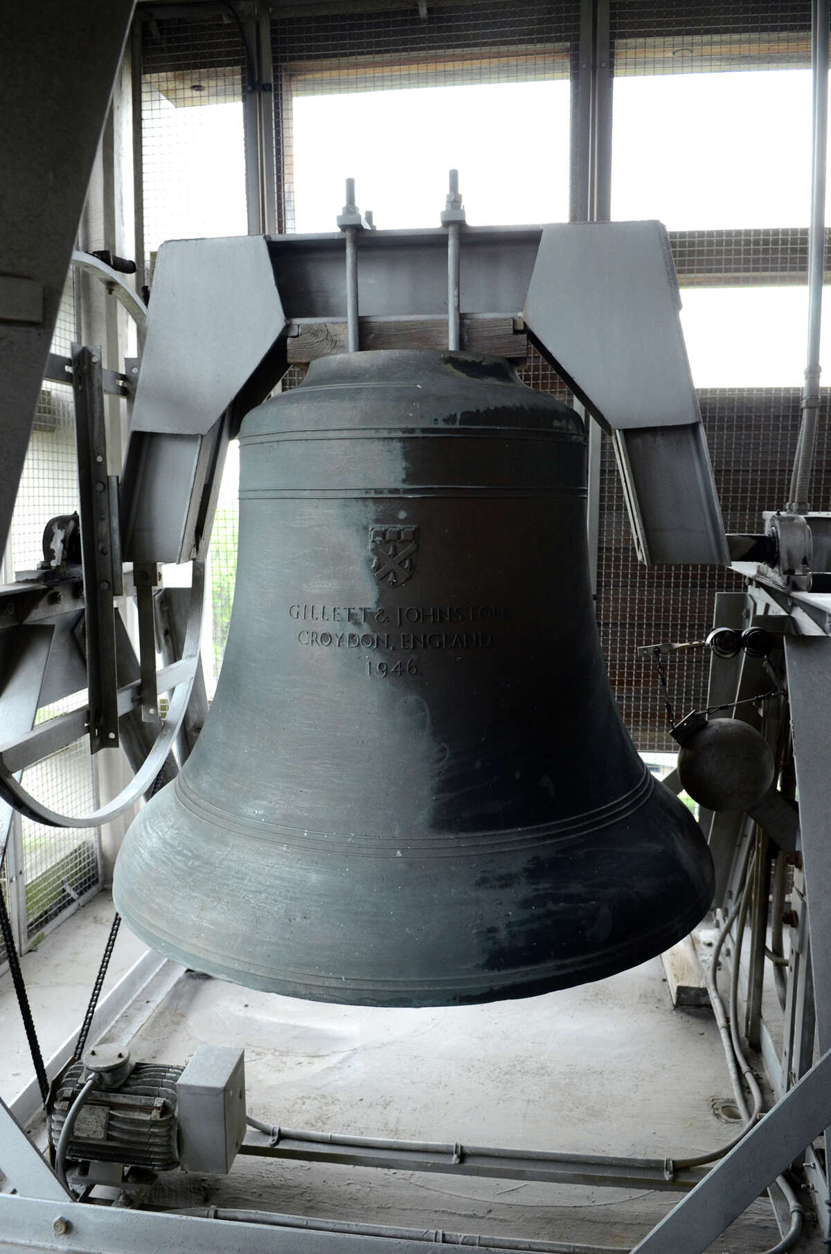 Stamford's 'fish church' to sell off land