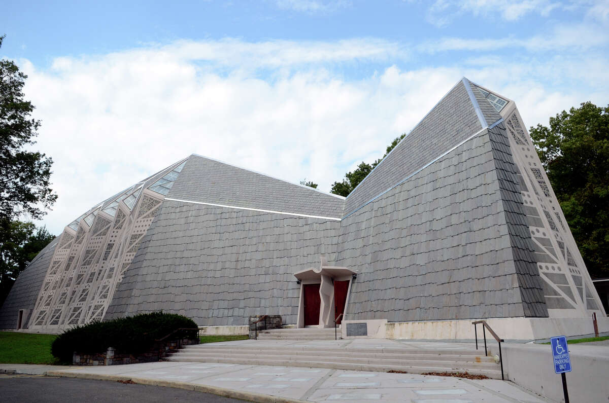 Stamford's 'fish church' to sell off land