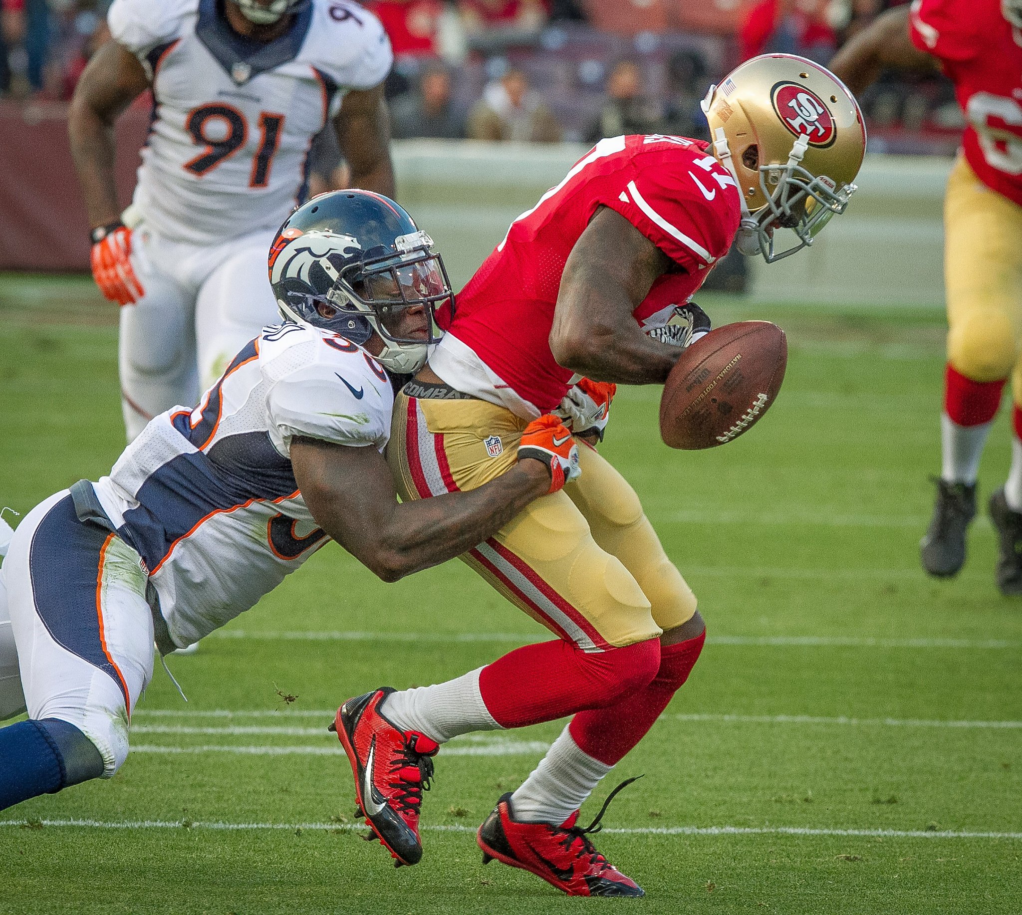 In draft, 49ers find good receivers hard to find