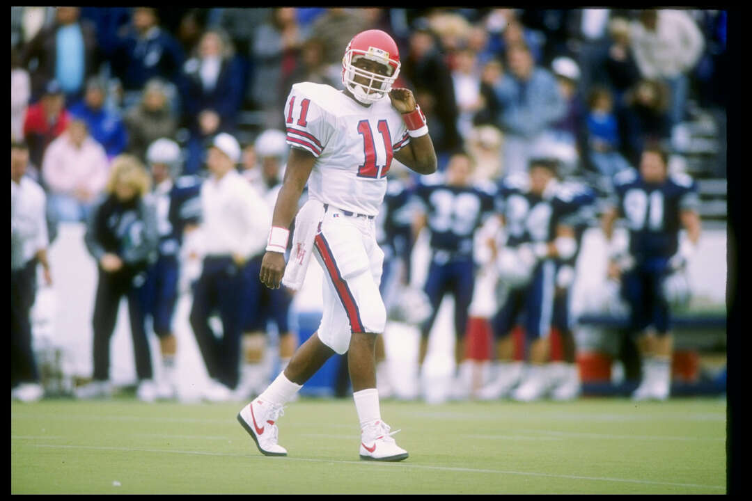 UH honors Heisman winner Andre Ware with 11-yard-line at TDECU Stadium