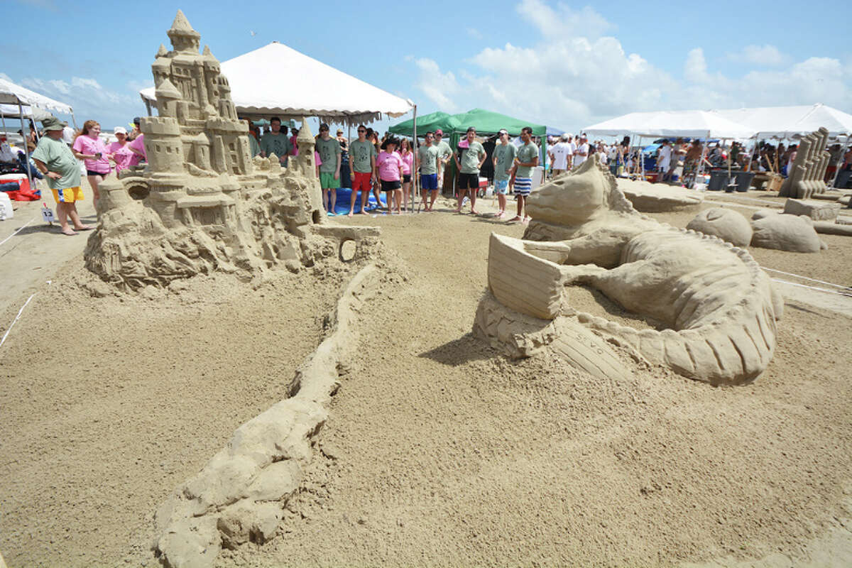 Galveston sandcastle competition plans to break a world record this year