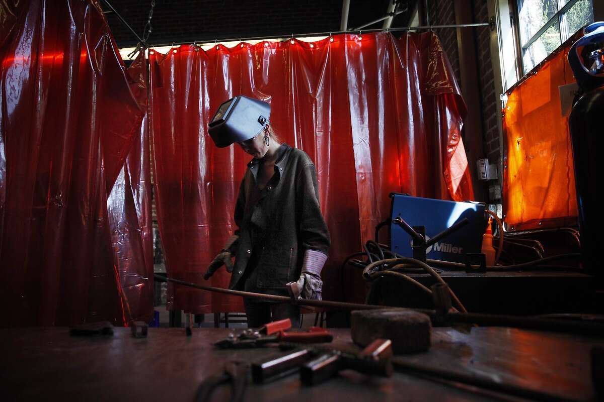 Stanford's art explosion in heart of Silicon Valley