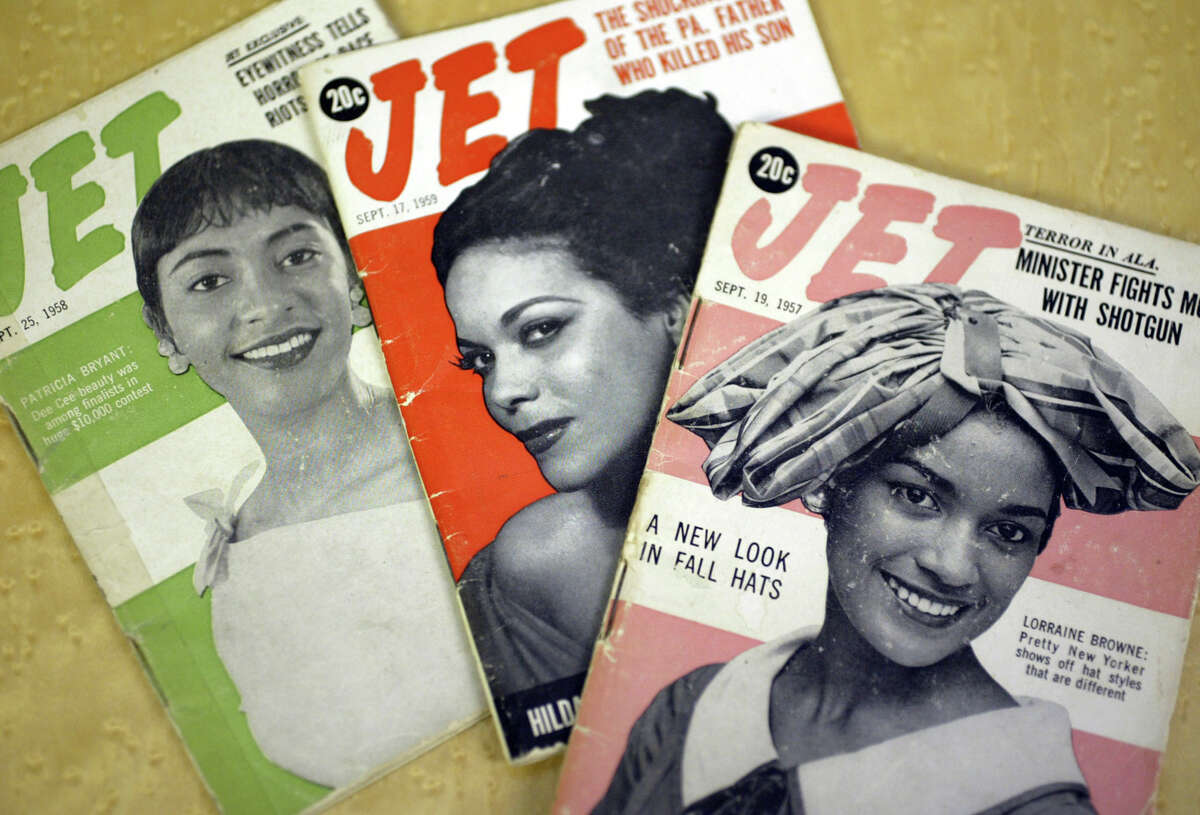 Jet magazine to stop printing, change to digital app