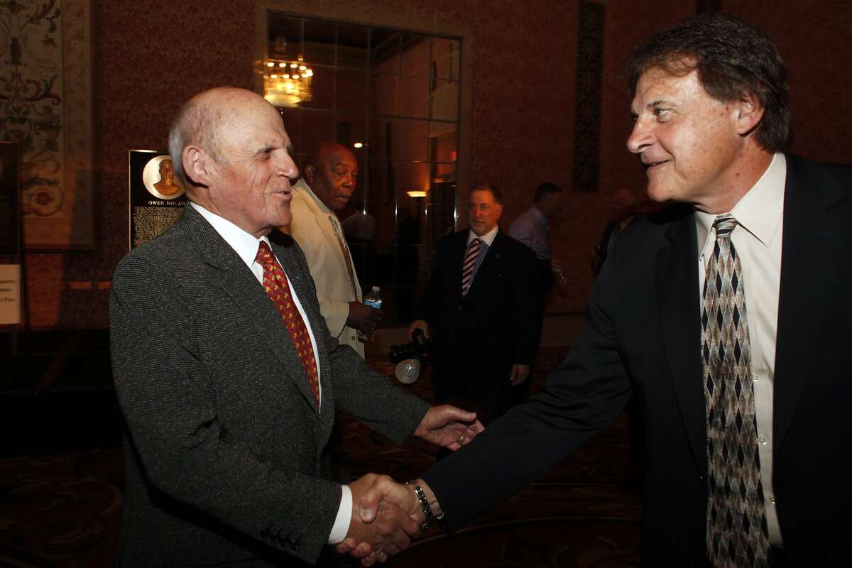 BASHOF opens a season of honors for Tony La Russa