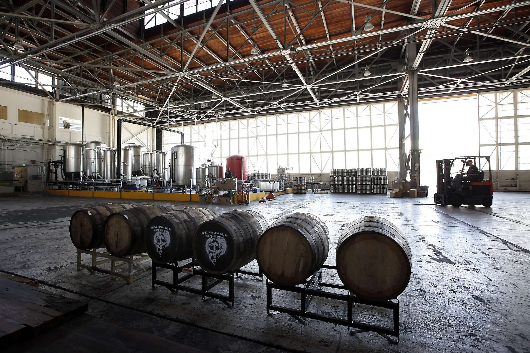 Faction Brewing: A couple's beer dreams, thriving by the bay