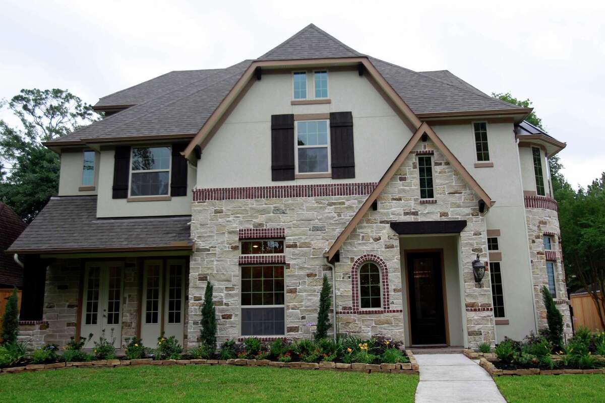 Natural gas-fueled house generates its own power