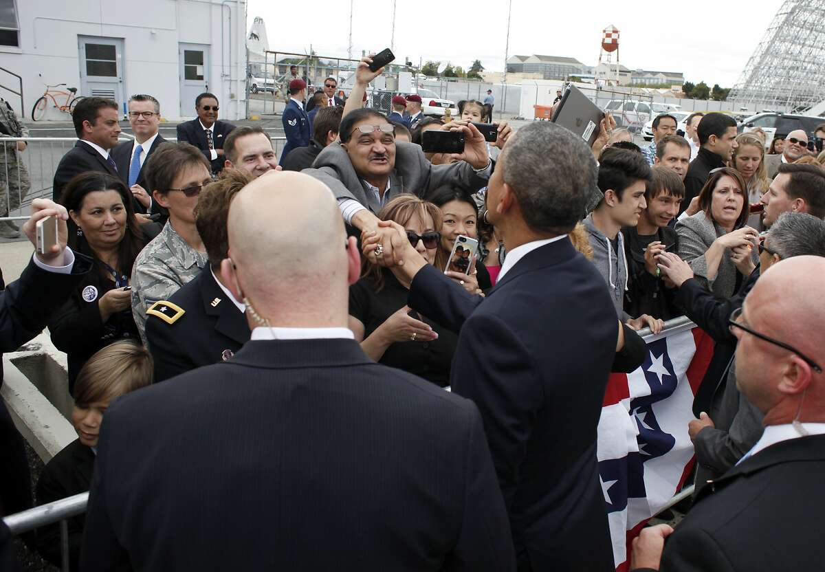 Obama in full campaign mode in Silicon Valley
