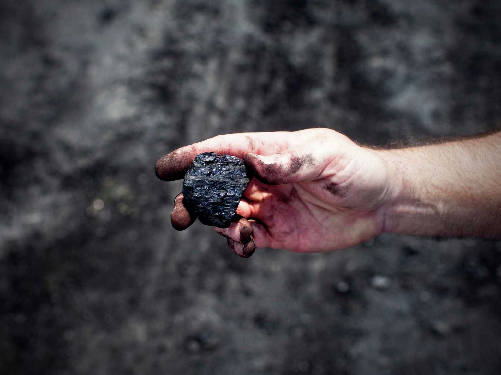 Coal investments a bad bet for state pensions