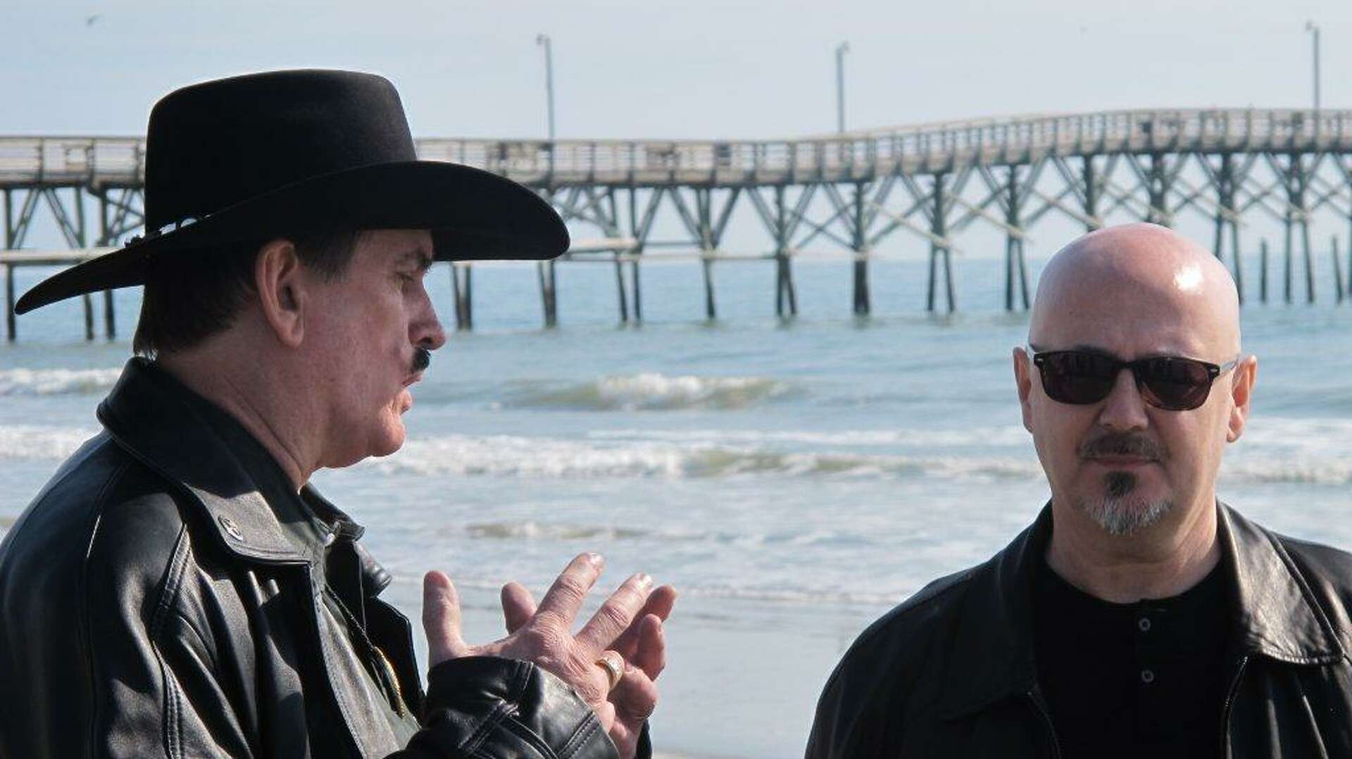 Houston UFO hunter says 1 in 4 people have been abducted by hostile aliens