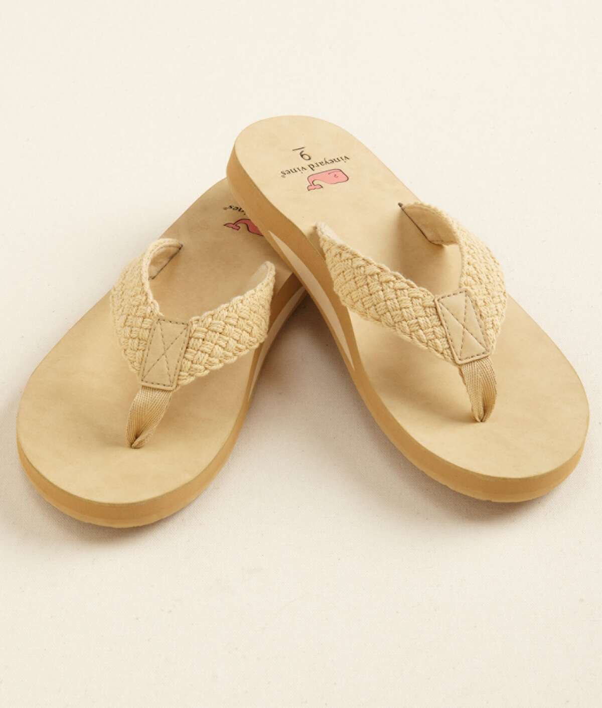 Misti Jeter: Beauty queen, active mom has classic style