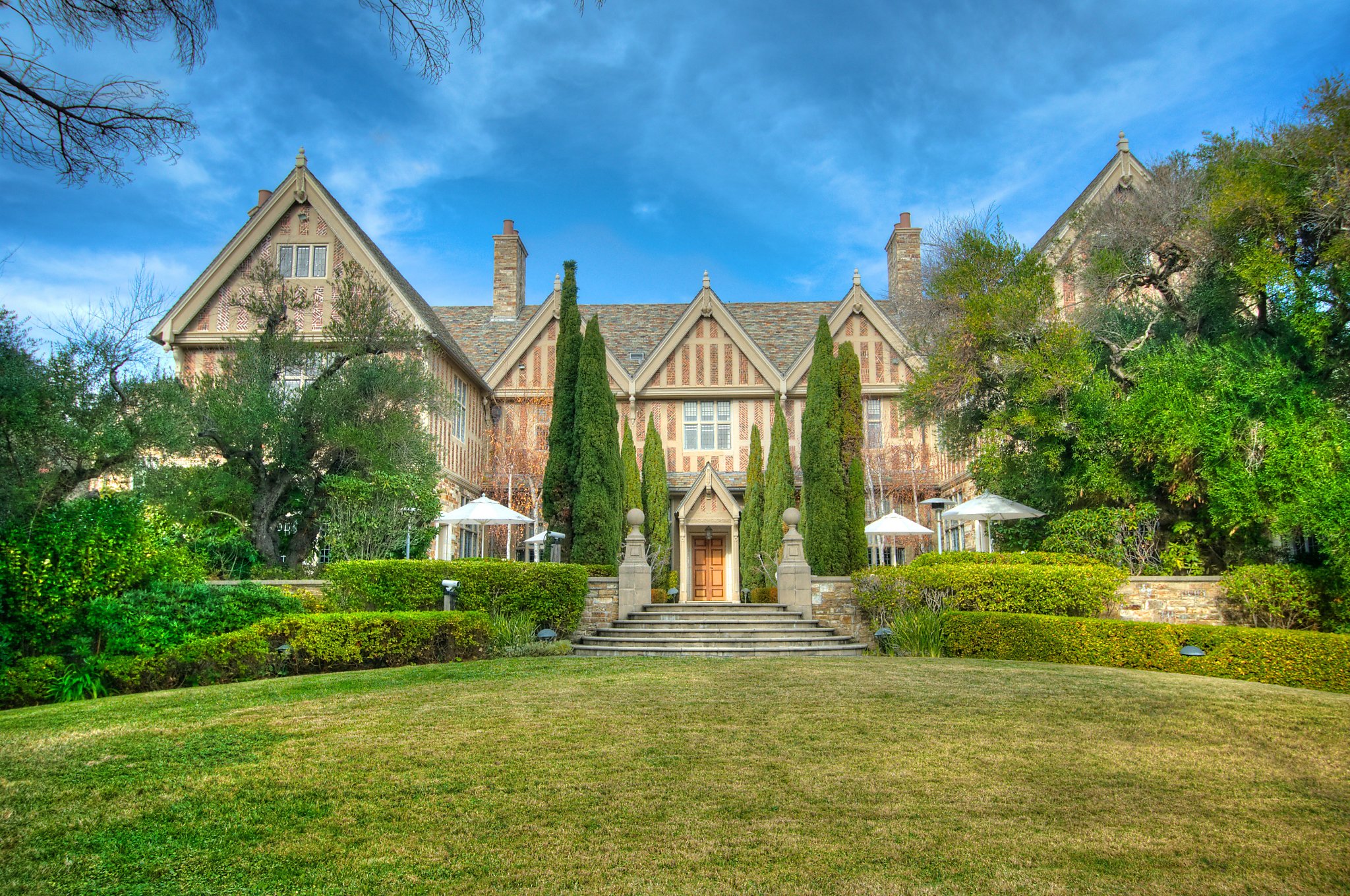 Where expansive meets exquisite: The 35,000 square-foot Tobin Clark Estate