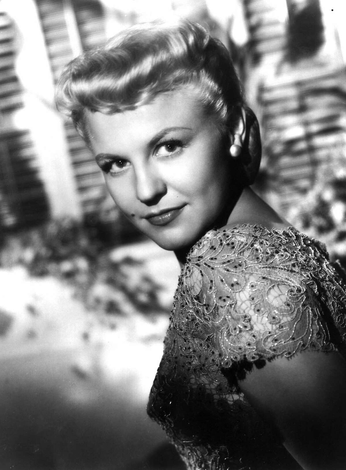 Suzanna Smith performs Peggy Lee Project at the Sound Room