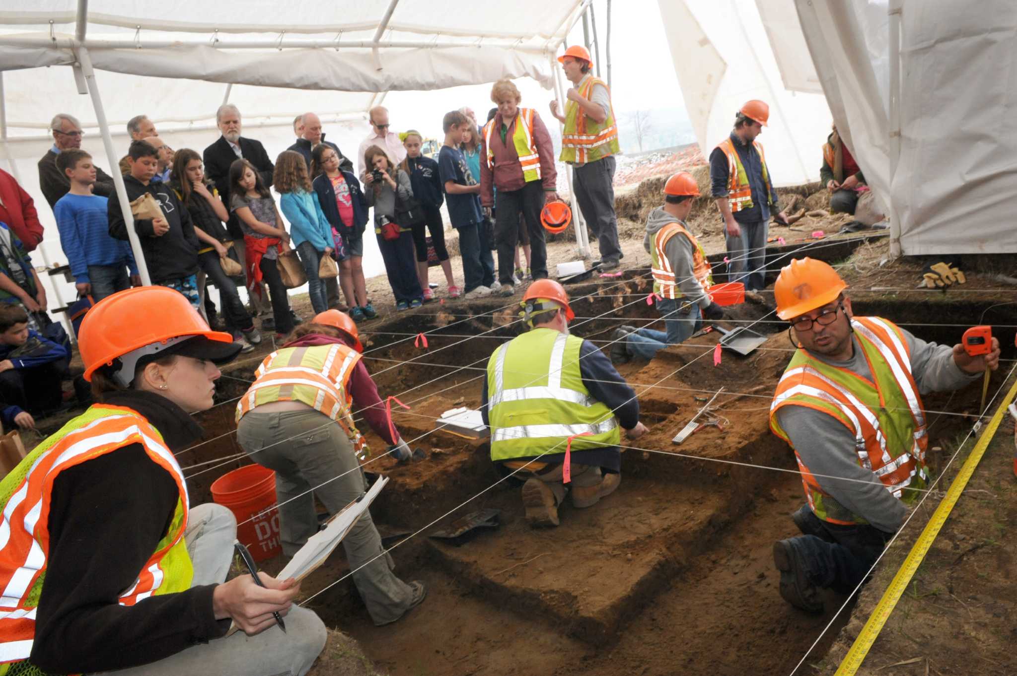 Lake George dig site teaches students of prehistoric people